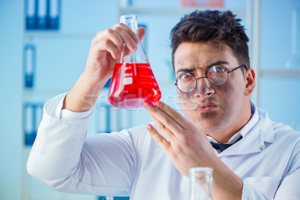 Funny Chemistry Lab Pictures Chemistry Lab Cartoons And Comics Funny